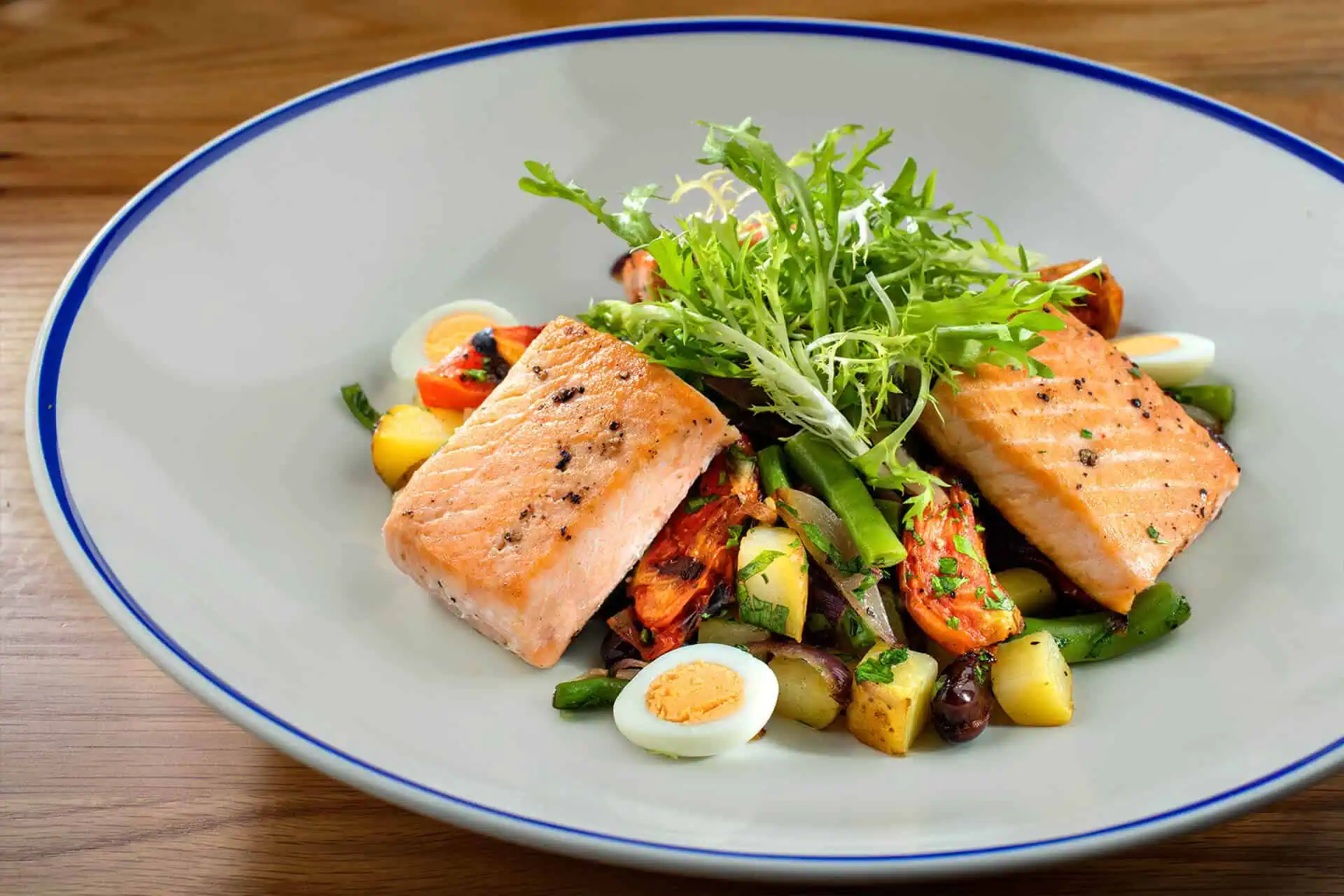 Restaurants & Dinner Places Near Sheikh Zayed Road | The Daily - Rove ...